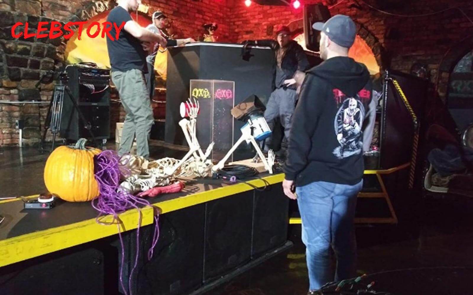 Terrifier 2 Parents Guide & Age Rating → Terrifier 2 Movie Review For ...